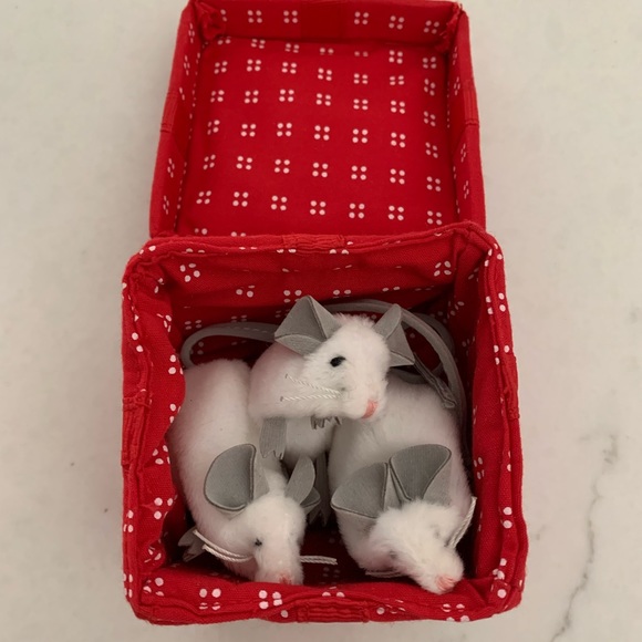 Folkmanis | Toys | Folkmanis Puppets Mice In Red Box Vintage Finger ...